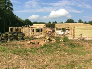 U Shape Stable Installation